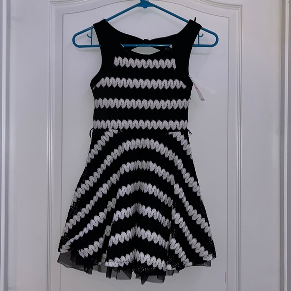 Beautees | Dresses | Brand New Black And White Beutees Brand Dress ...